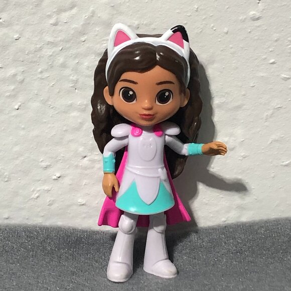Gabby's Dollhouse | Toys | Gabbys Dollhouse Knight Gabby Toy Figure ...